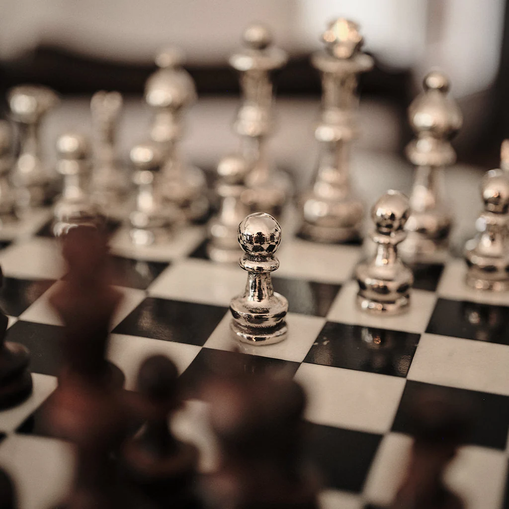 Jan Barboglio Checkmate Marble and Iron Limited Edition Chess Set – The ...