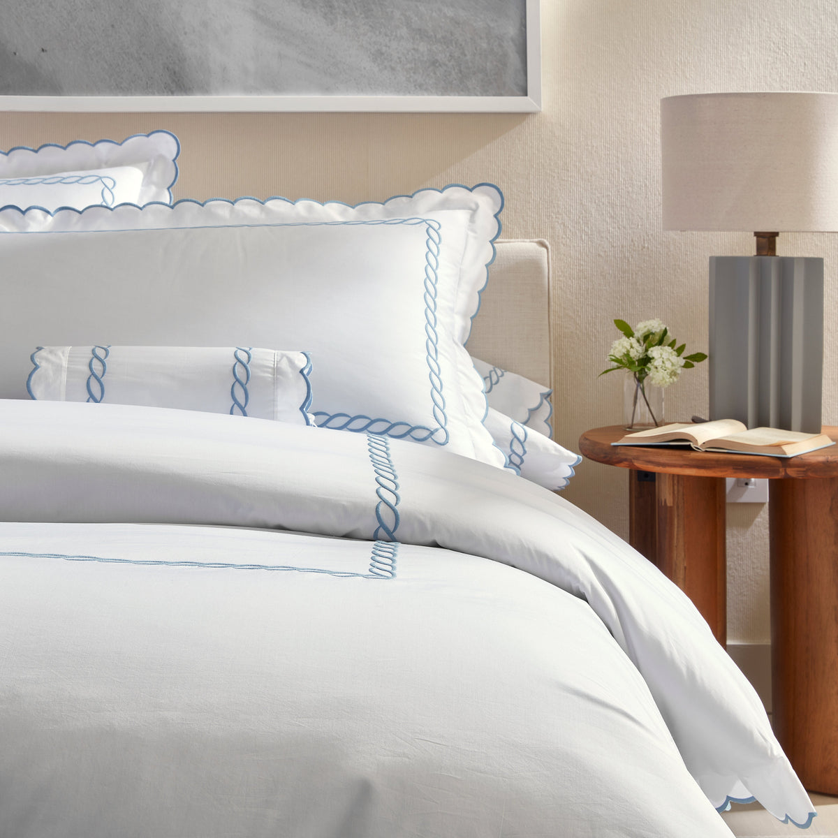 Matouk Classic Chain Scallop Embroidered Sheets, Duvet Cover + Shams ...
