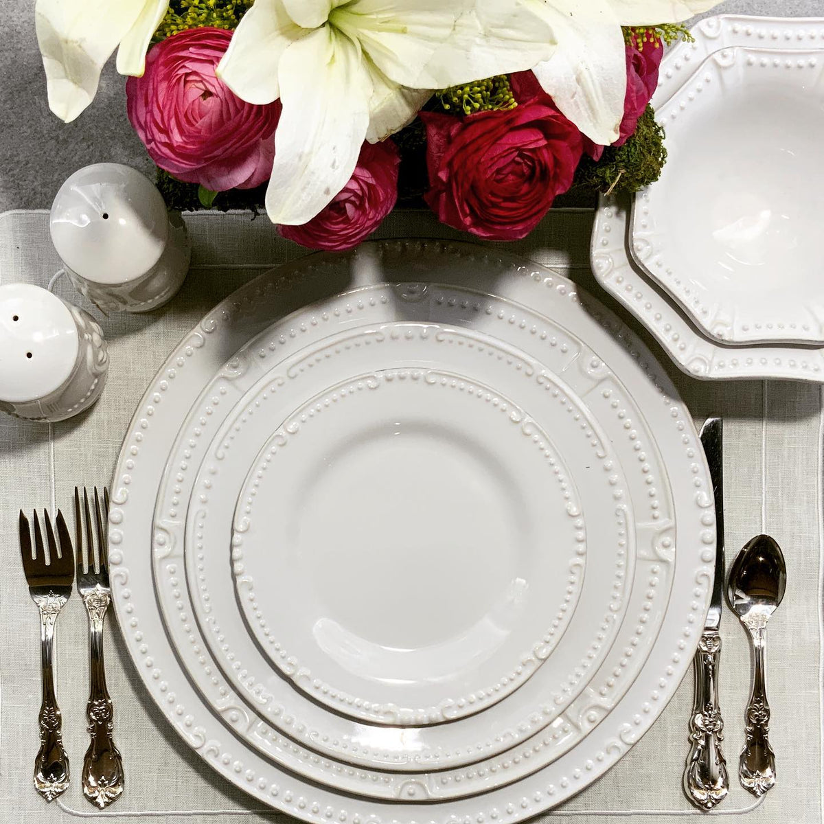 Skyros Designs Isabella Dinnerware, Pure White – The Picket Fence